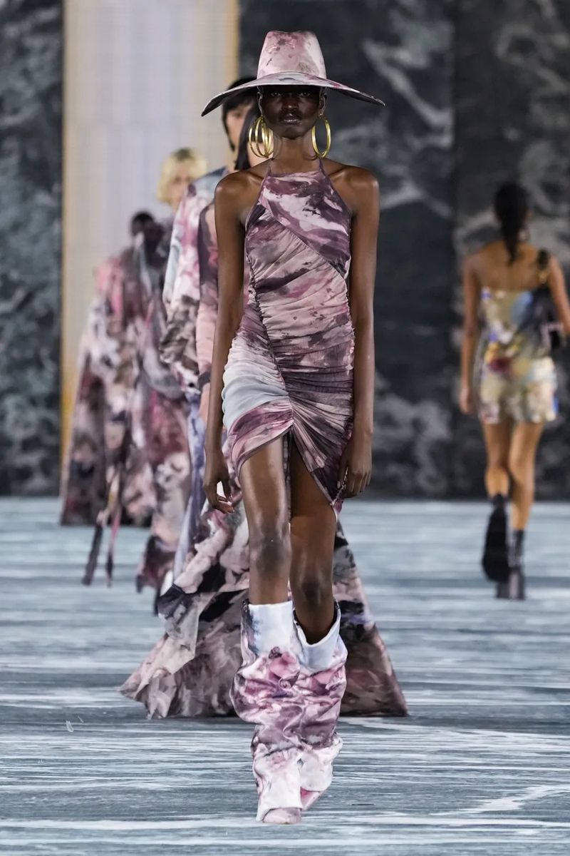 Balmain S/S 23 & Haute Couture Spring 2023 Show (Balmain)