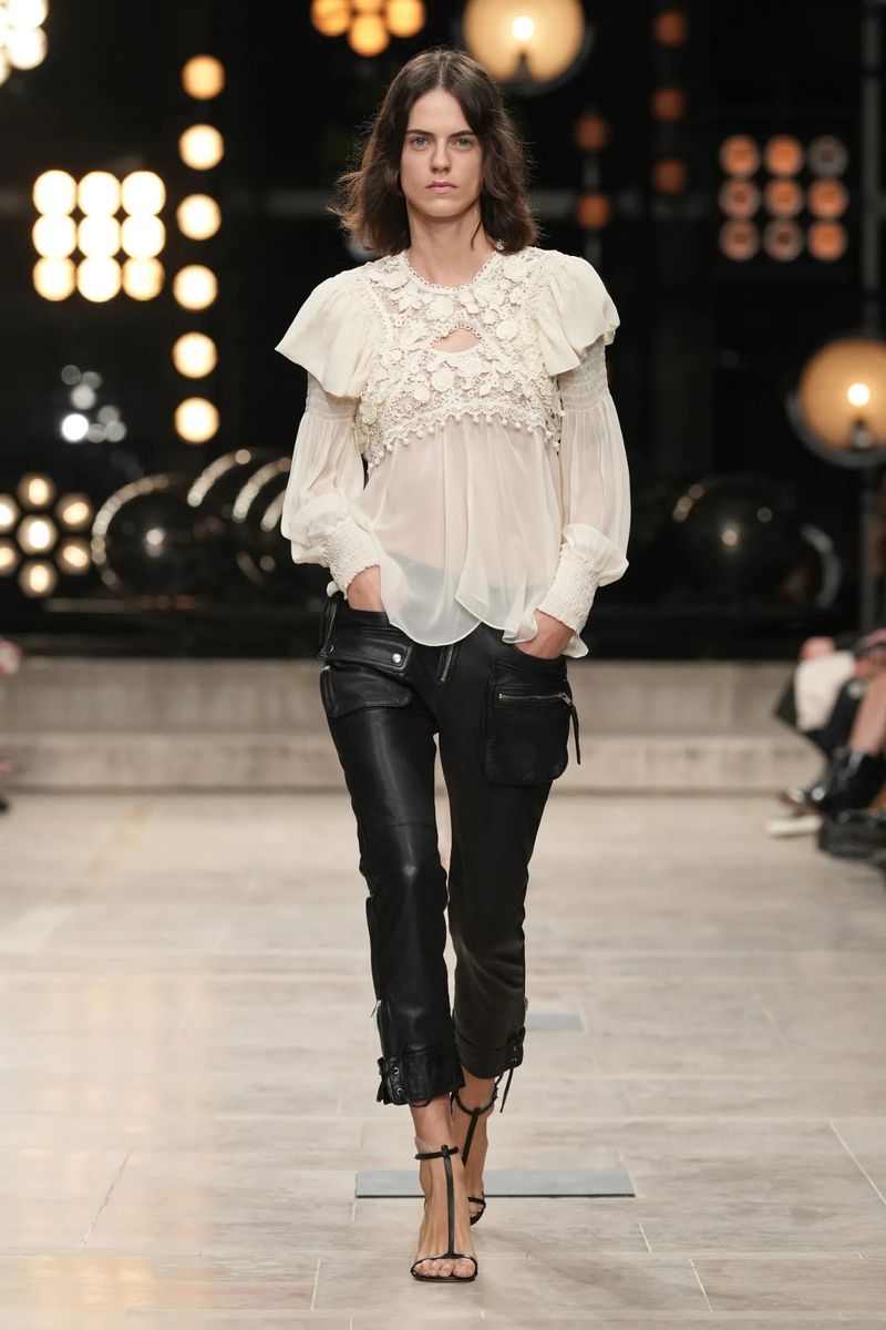 Isabel Marant S/S 23 Show (Isabel Marant)