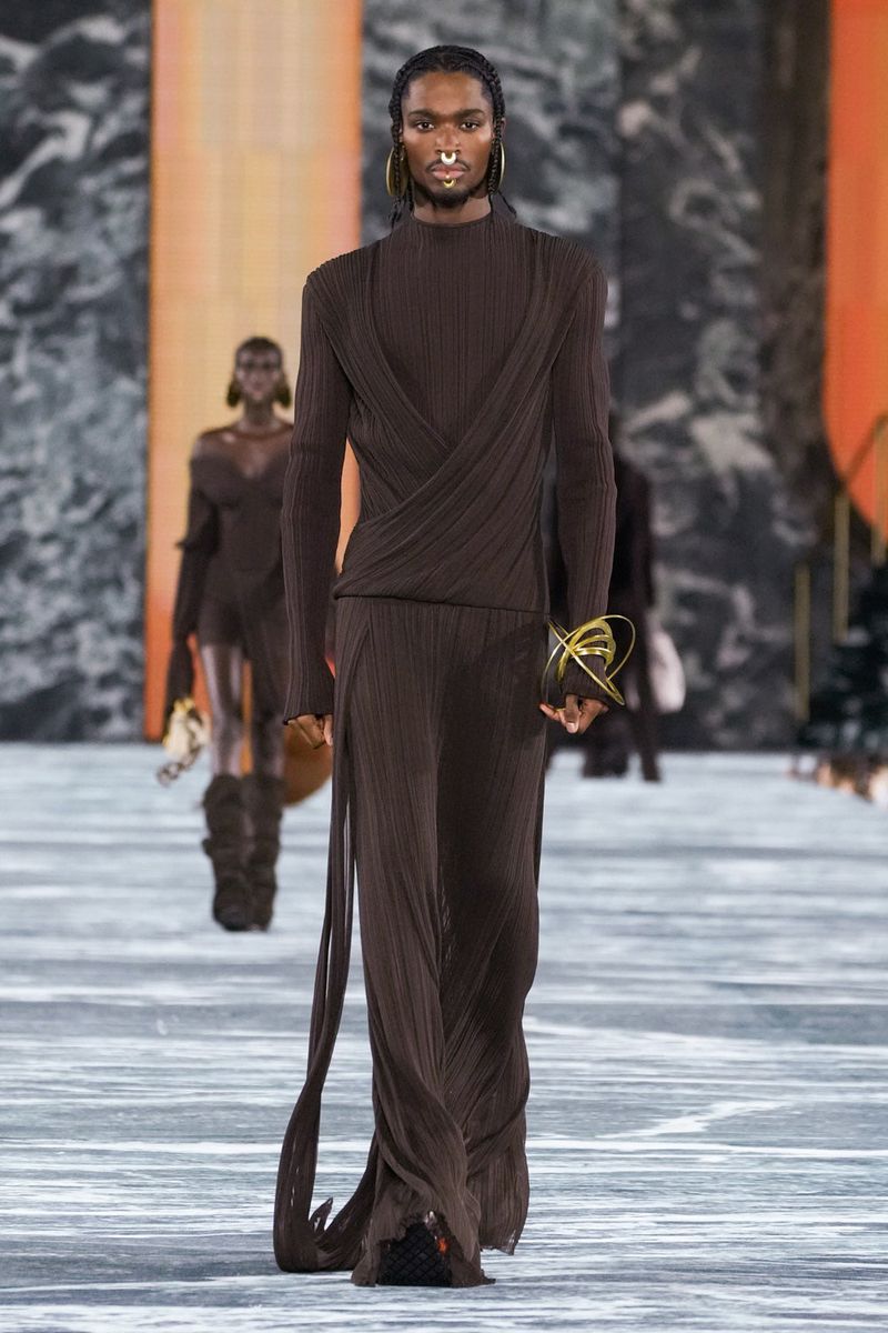 Balmain S/S 23 & Haute Couture Spring 2023 Show (Balmain)
