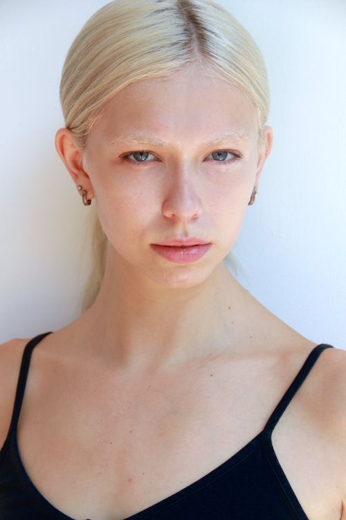 Emily Schiffman - Model - detail by year