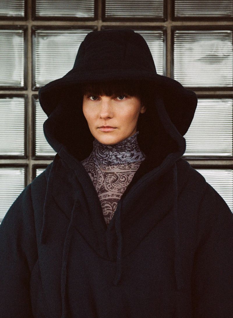 Weathered eyes and heavy sighs by Karoliina Bärlund (Teeth Magazine)
