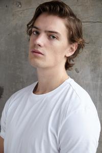 Theo Ford - Model Profile - Photos & latest news