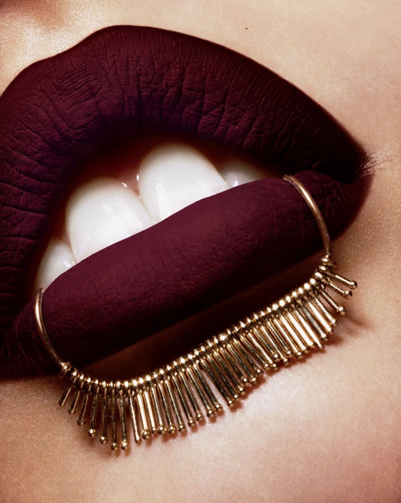 Red velvet & purple rain (Vogue Portugal)