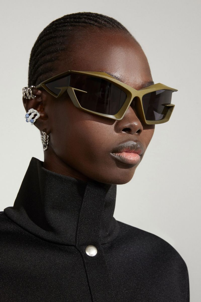 Givenchy Pre-Fall 2023 Lookbook (Givenchy)