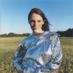 Izzy Wild - Model Profile - Photos & latest news