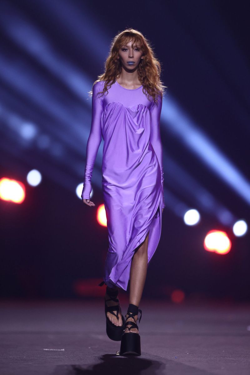 QATAR FASHION UNITED by CR RUNWAY (CR Fashion Book)