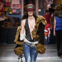 Yanan Wan - Model Profile - Photos & latest news