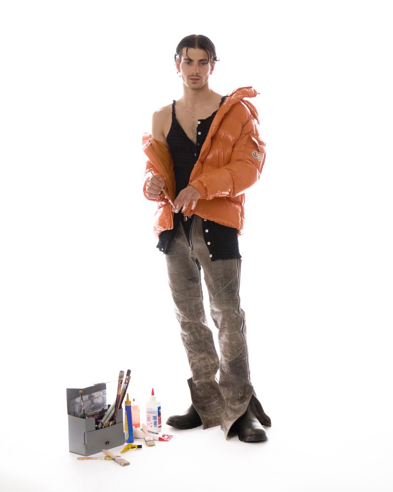 A TRIP INTO THE AVANT-GARDE WITH AN ADDICTIVELY EXPERIMENTAL FEATURING ...