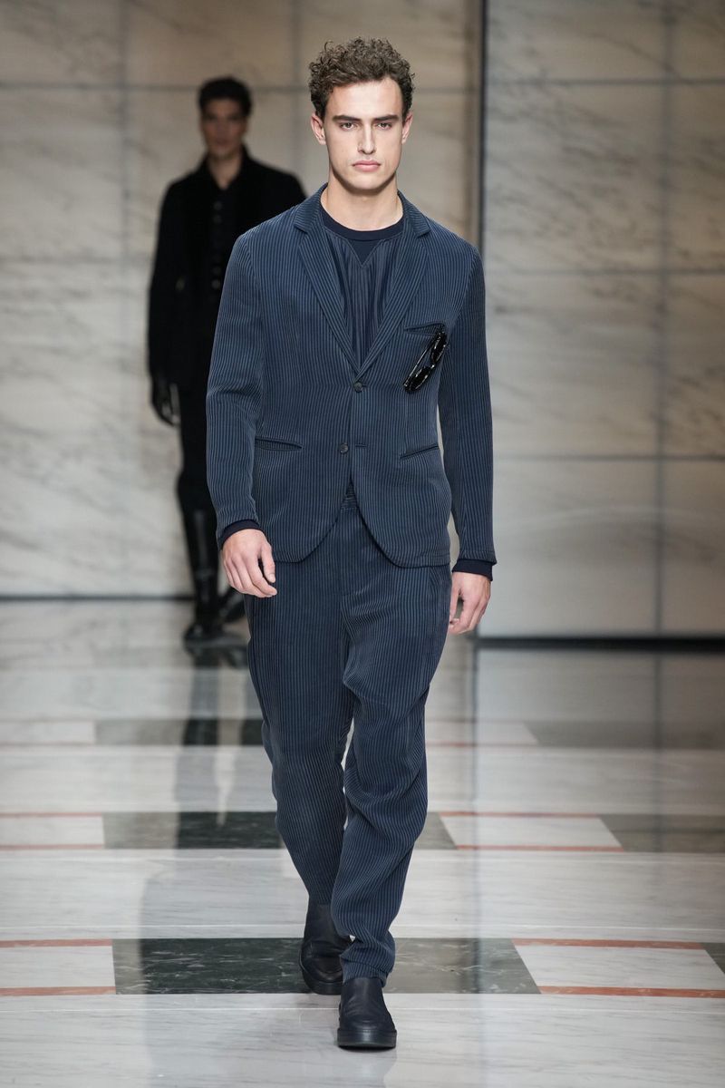 Giorgio Armani F/W 23 Men's Show (Giorgio Armani)