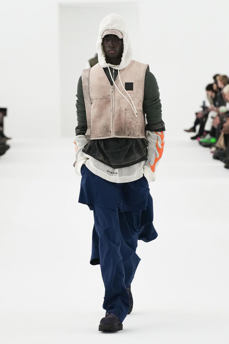 Givenchy F/W 23 Men's Show (Givenchy)