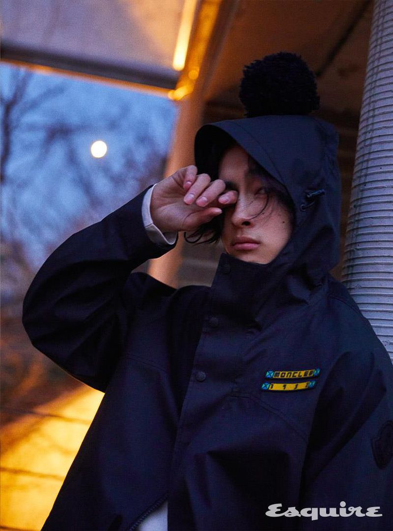 The moment when Moncler and model Taejun Hong met (Esquire Korea)