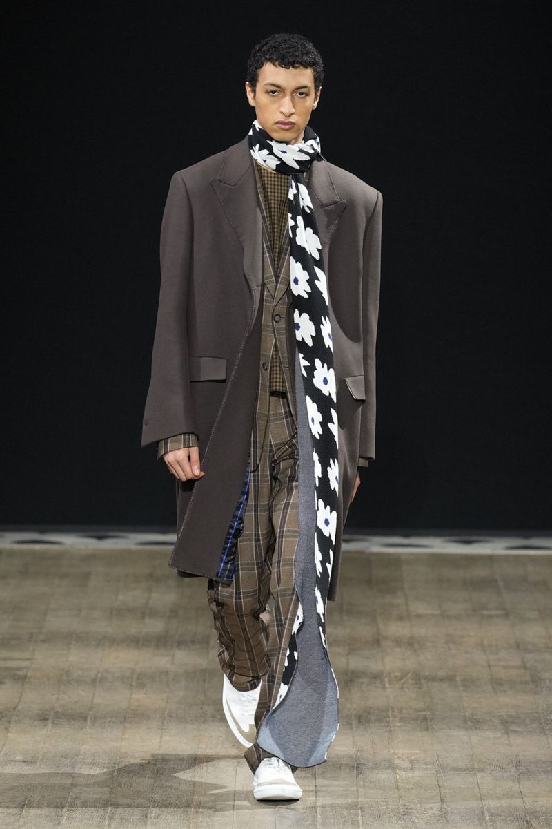 Paul Smith F/W 23 Men's Show (Paul Smith)