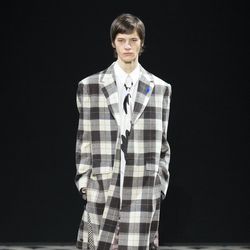 Joshua Thompson - Model Profile - Photos & latest news