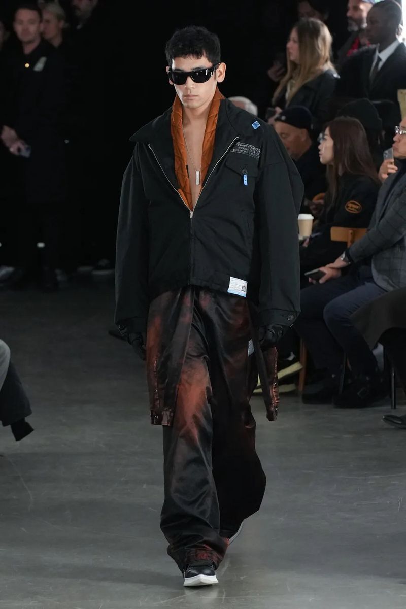 Maison Mihara Yasuhiro F/W 23 Show (Mihara Yasuhiro)