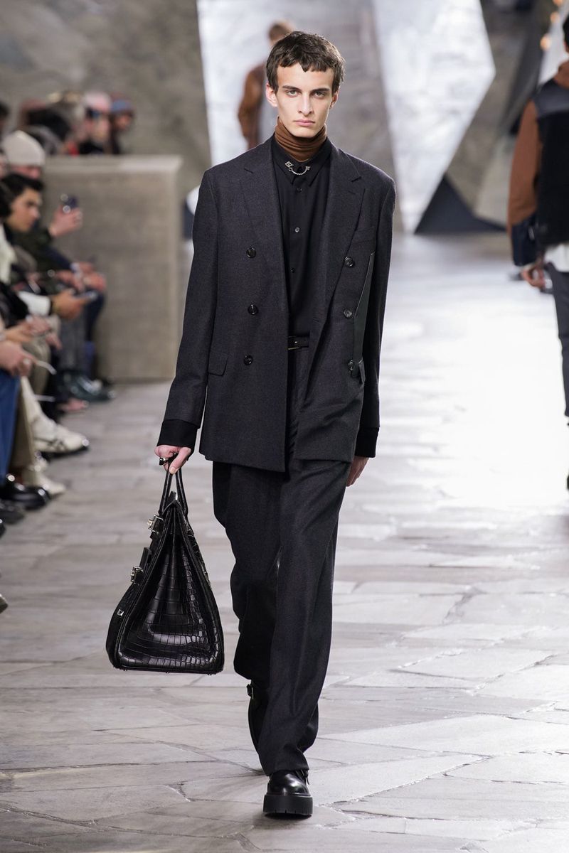 Hermès F/W 23 Men's Show (Hermès)