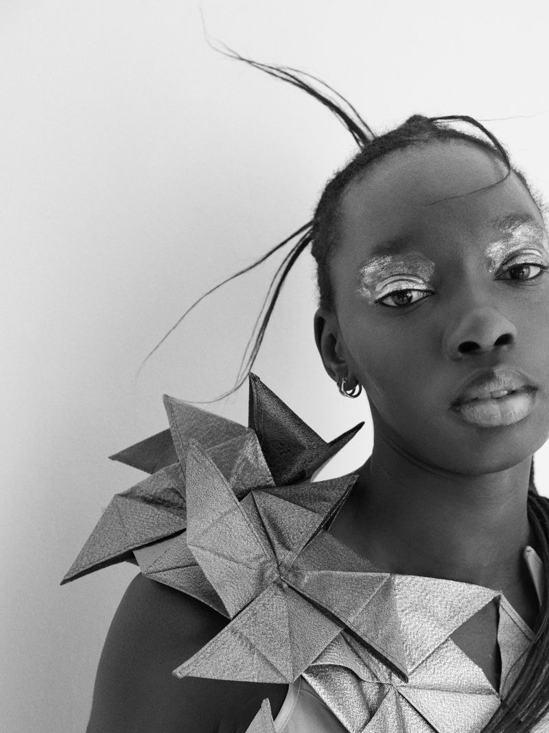 Roles (Lurve Magazine)