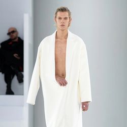 Benjamin Bruno - Fashion Editor/Stylist Profile - Photos & latest news