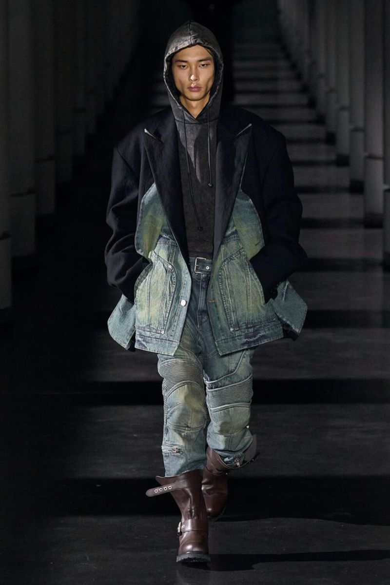 Juun.J F/W 23 Show (Juun.J)