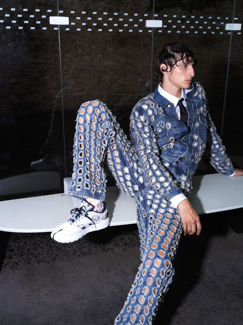 Kick it - Margiela (HERO Magazine)