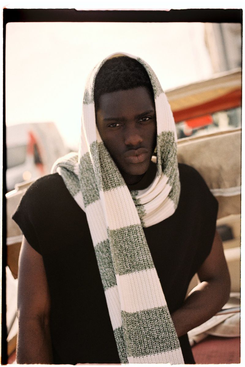 F... symmetry by Jonathan Conts (French Fries Magazine)