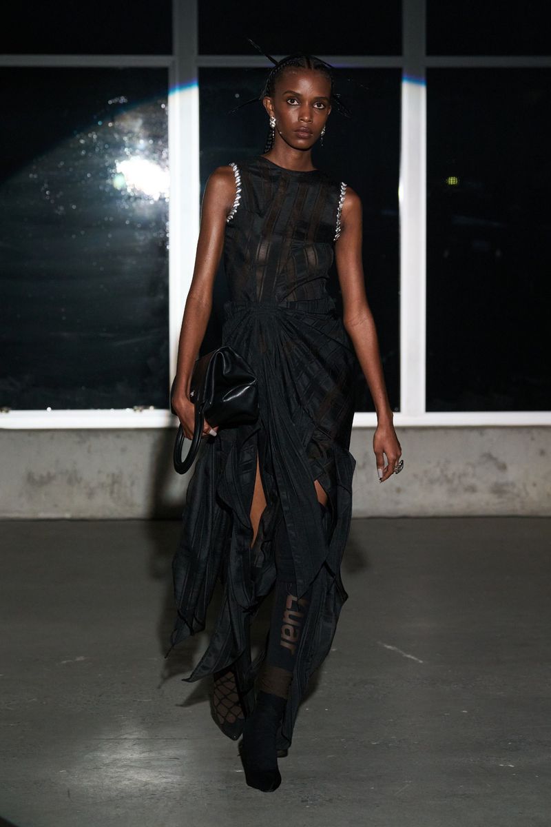 Luar S/S 24 Show (Luar)