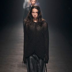 Lux Gillespie - Model Profile - Photos & latest news