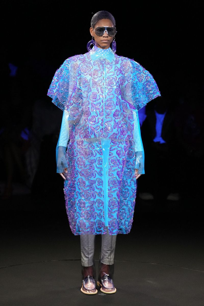 Anrealage S/S 24 Show (Anrealage)