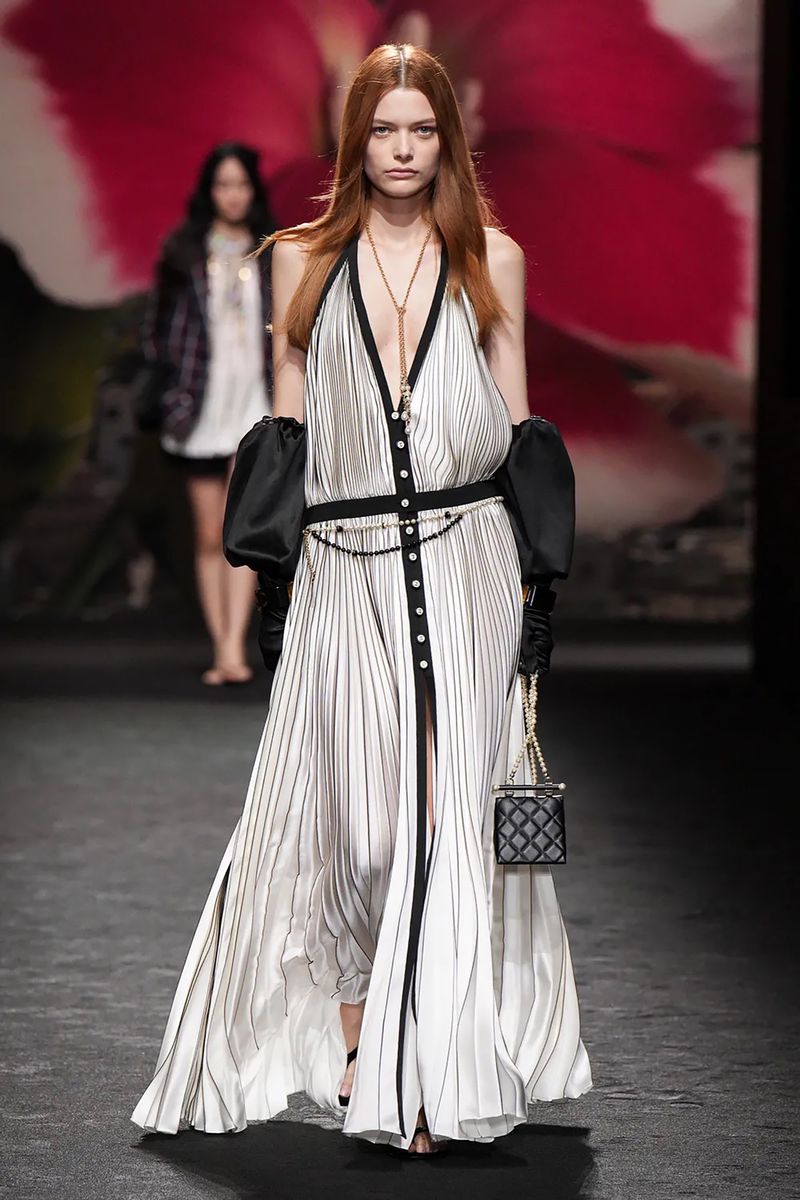 Chanel S/S 24 Show (Chanel)