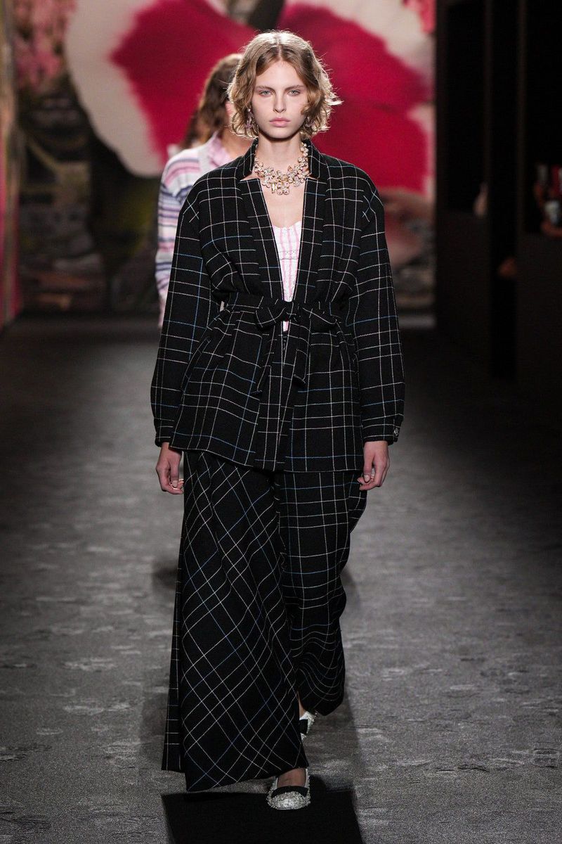 Chanel S/S 24 Show (Chanel)