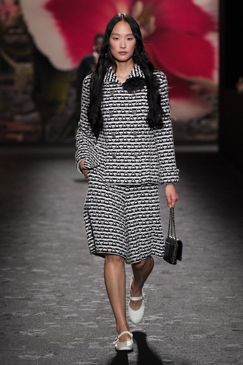 Chanel S/S 24 Show (Chanel)