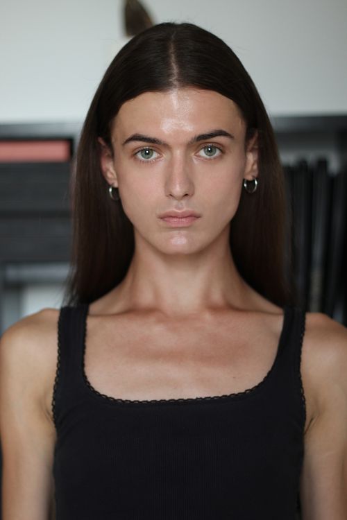 Alaska Riley - Model Profile - Photos & latest news
