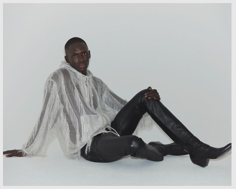 ANDROGYNT, MON AMOUR. (Plaza Magazine)
