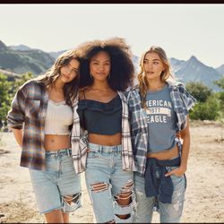 Lauren Searle - Model Profile - Photos & latest news