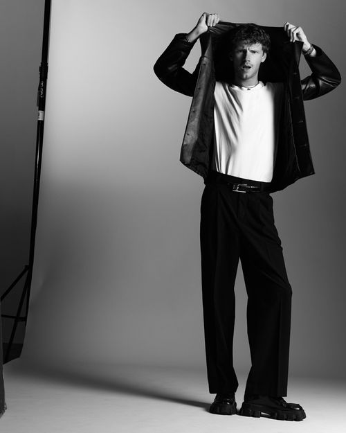 Jan Bries - Fashion Editor/Stylist Profile - Photos & latest news