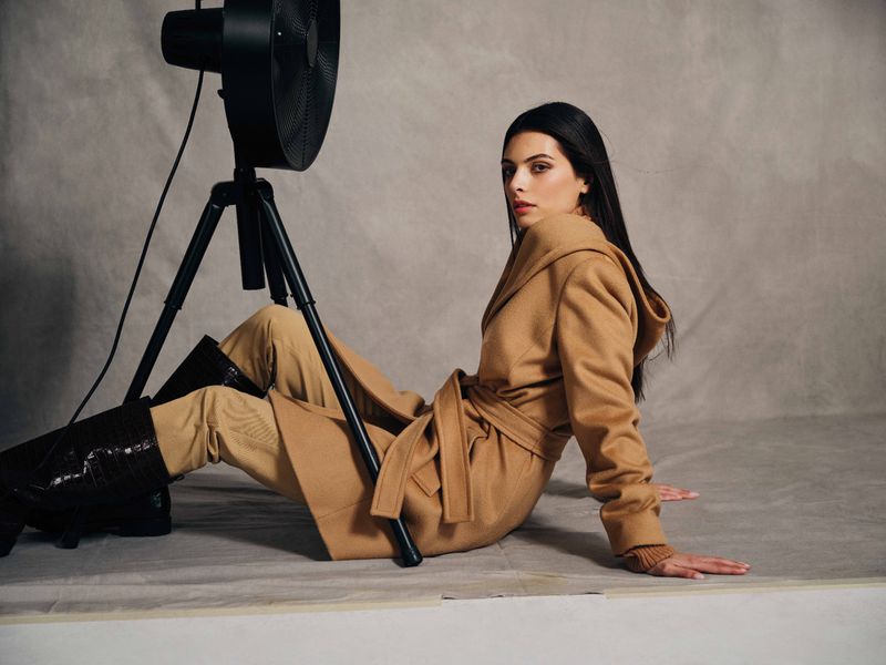 Coats in Colors FW 23/24 (Pennyblack)