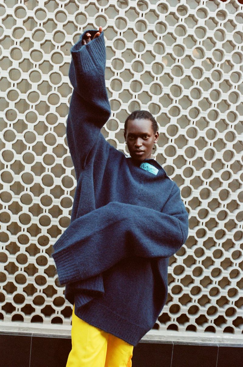 THE SILENT EXPLOSION FOR MING'S HK (Various Editorials)