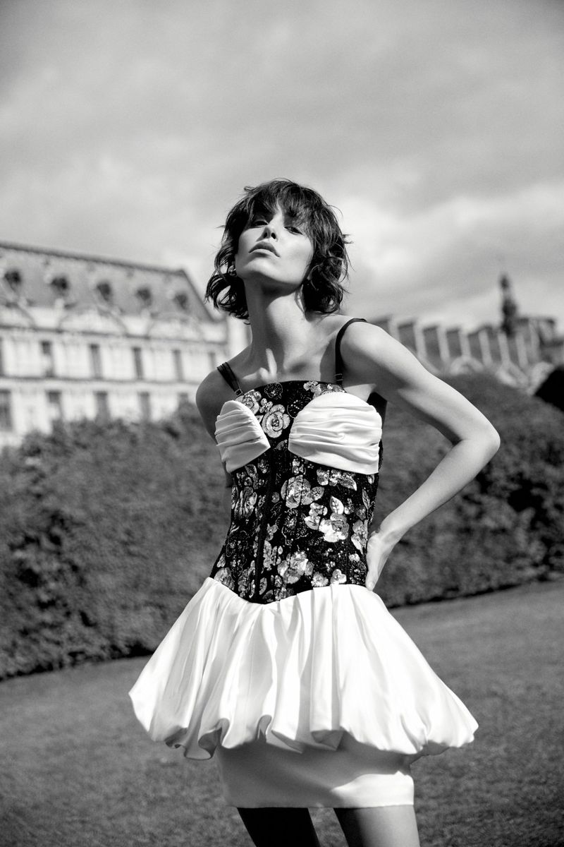 Sunday in Paris (L'Officiel Brasil)