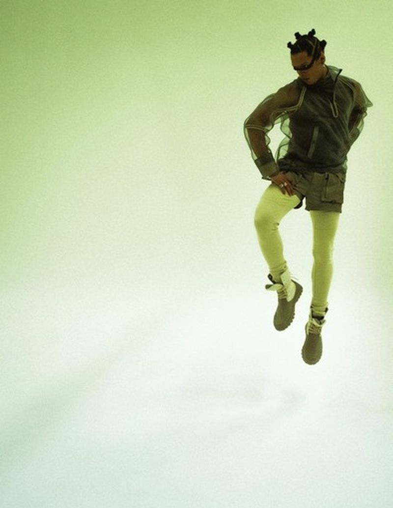 DIOR: A SPACE ODYSSEY (10 Men Magazine)