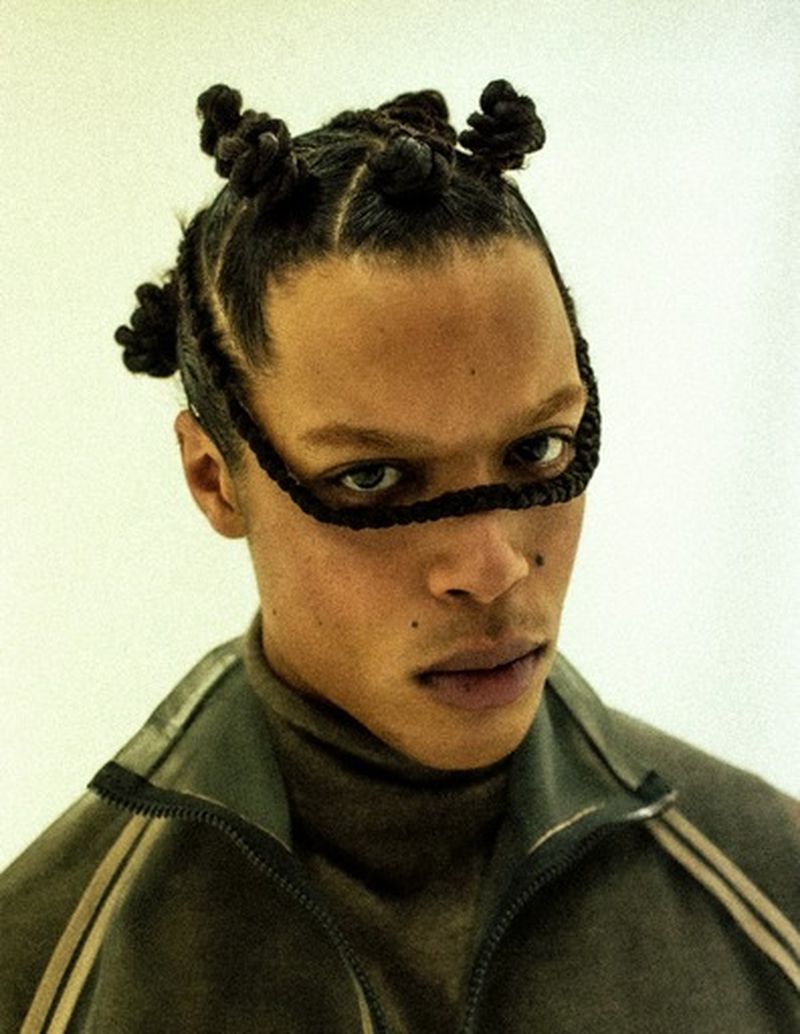 DIOR: A SPACE ODYSSEY (10 Men Magazine)