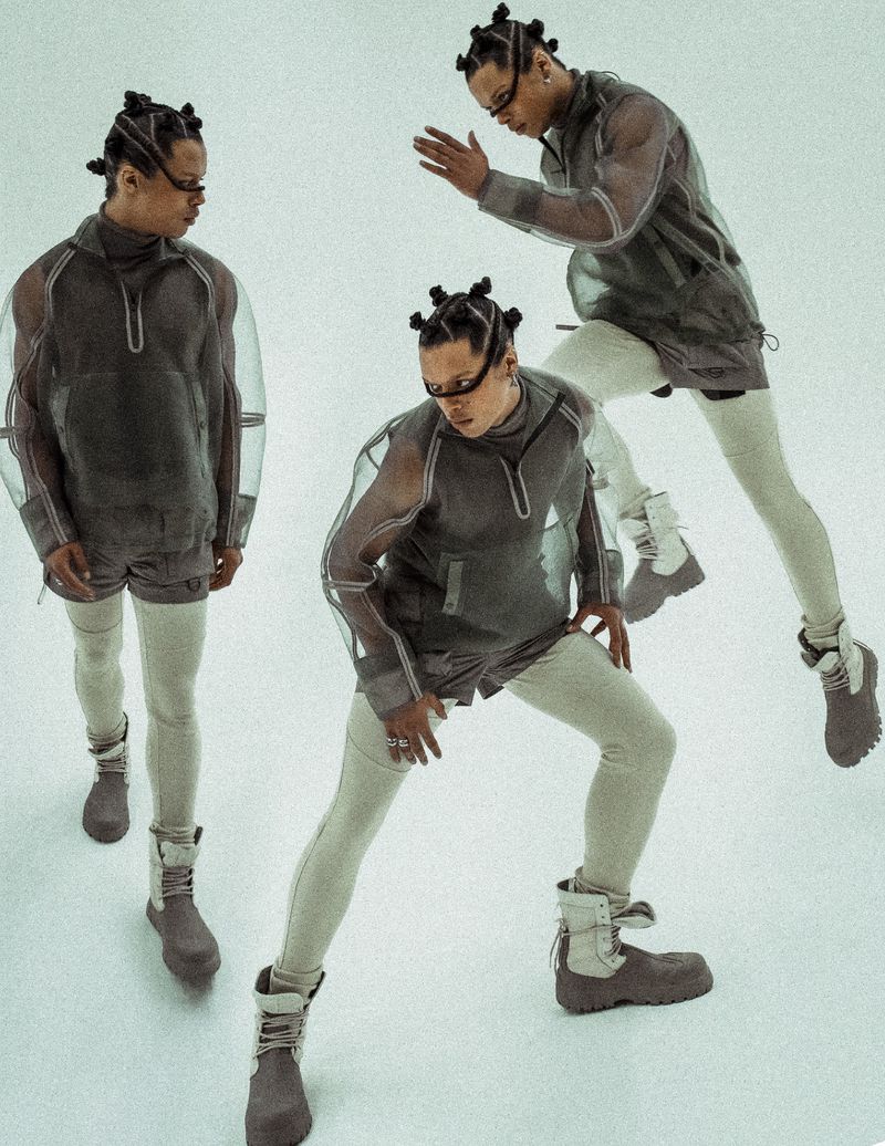 DIOR: A SPACE ODYSSEY (10 Men Magazine)