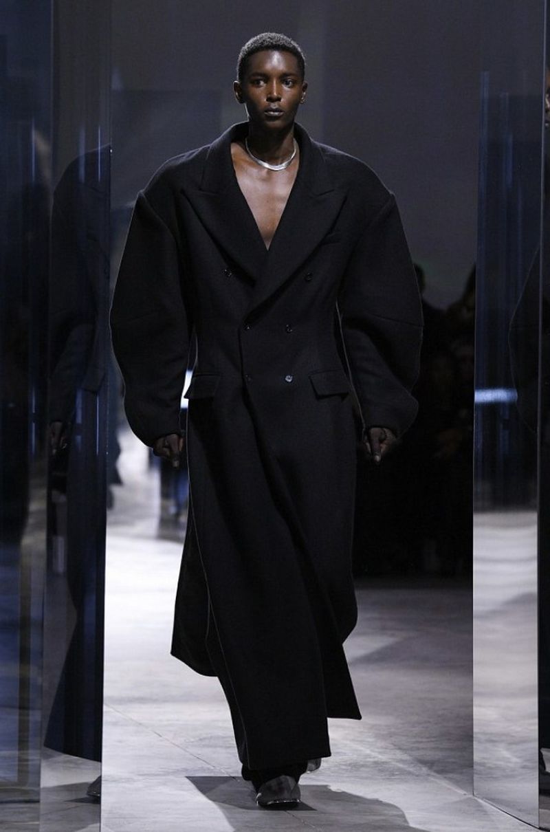 Luar F/W 23 Show (Luar)