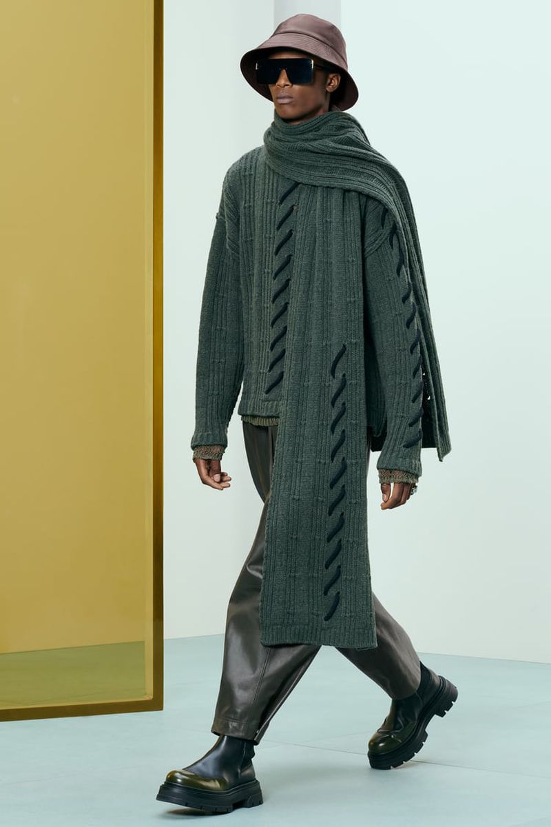 Zara Man SRPLS 2023 (Zara)
