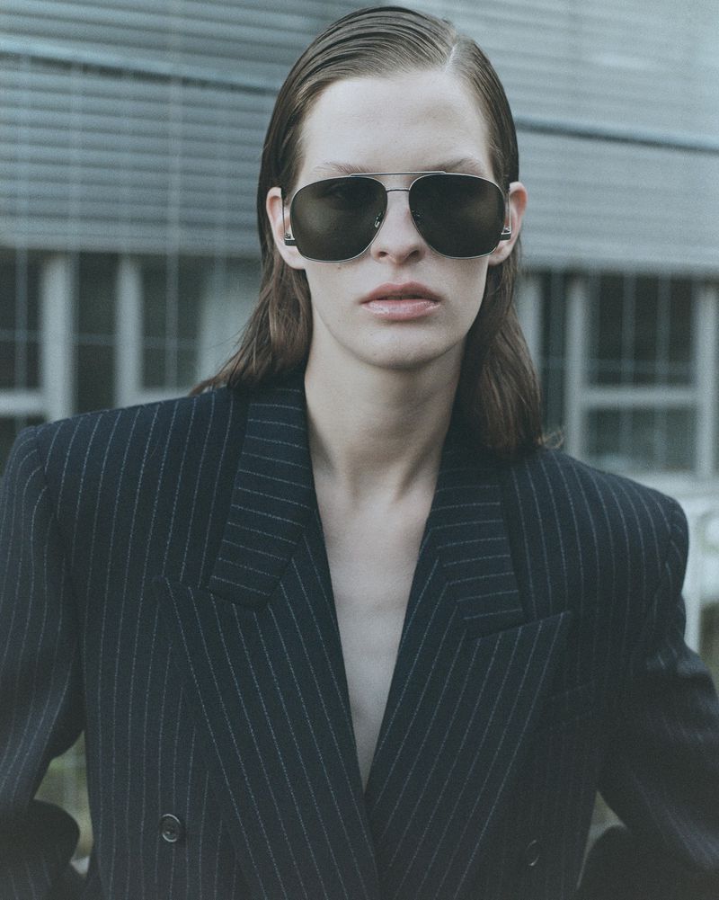 Form follows function (Numéro Netherlands)