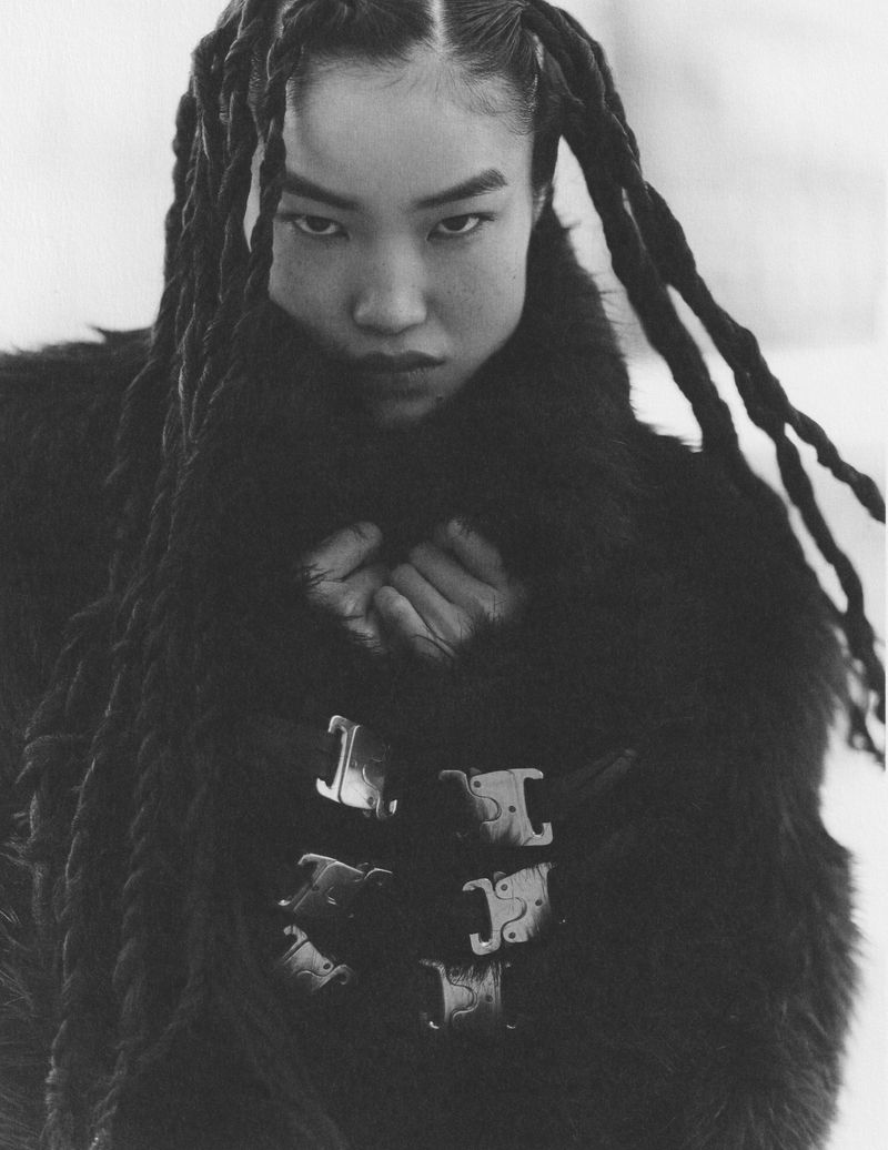 Back to Black (Sleek Magazine)