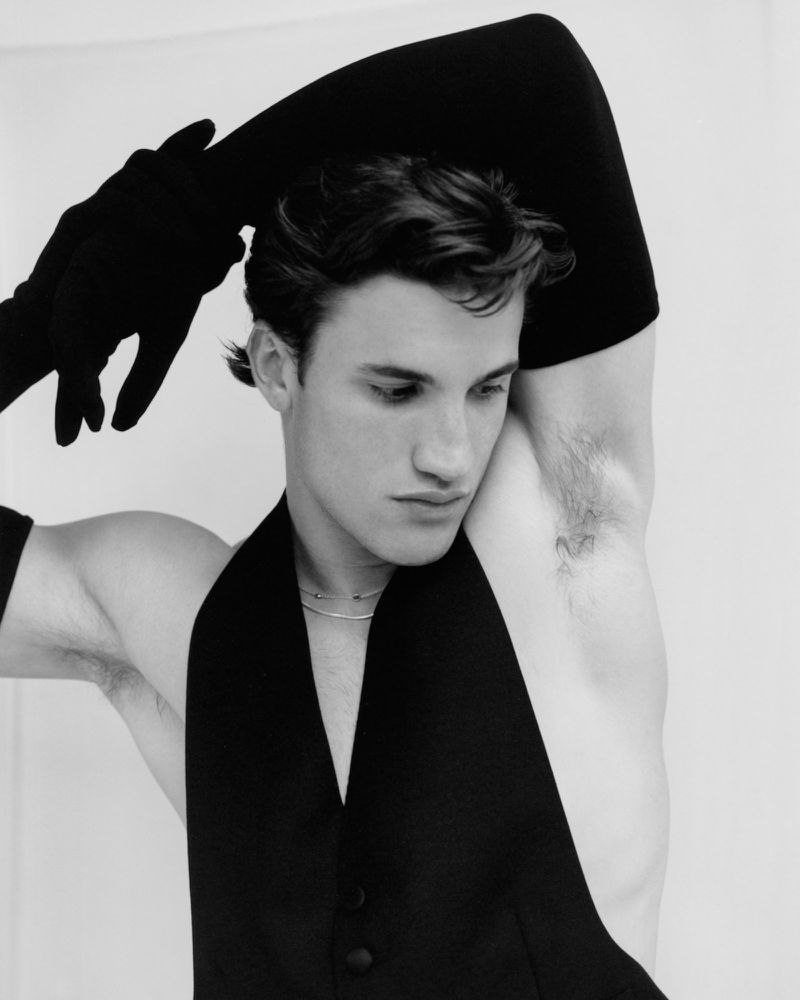 Numero Netherlands Online Editorial captured by Greg Mikrut (Numéro ...