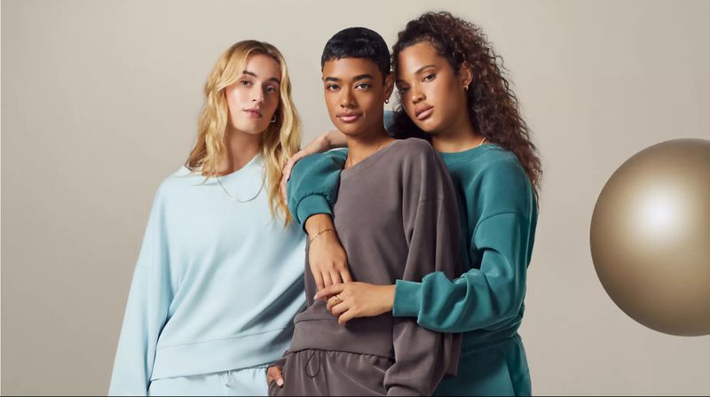 Lululemon 2023 Holiday campaign (Lululemon)