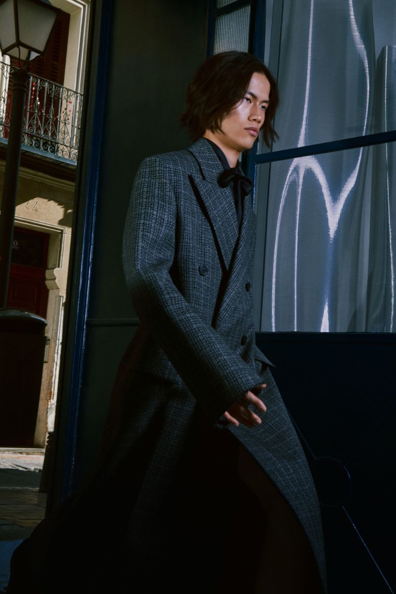 Structured Silhouettes (Le Mile Magazine)