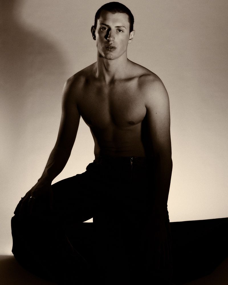 Deakin Bradley (Portrait)