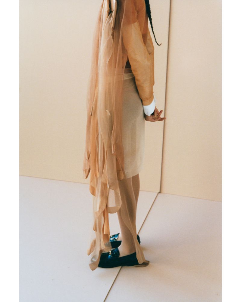 hangers-on, proper knots, and twisted tails (Crosscurrent)