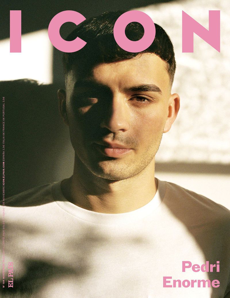 El Pais Icon November 2, 2022 Cover with Pedri (El Pais Icon Magazine)